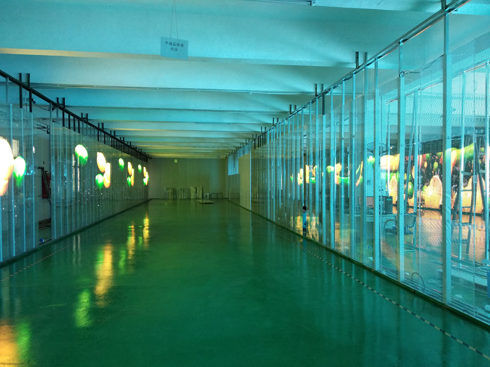 Commercial advertising P7.81 outdoor transparent led display Hanging Or ...